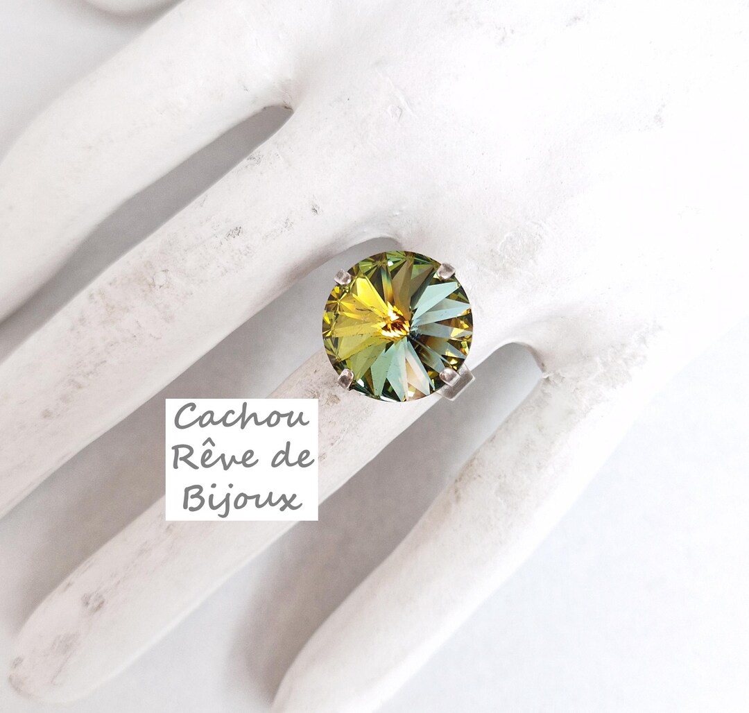 Rare Swarovski Crystal Solitaire Ring, Multicolor, Luminous, Shimmering ...