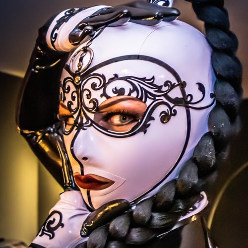 The Dutchess Latex Hood - Etsy