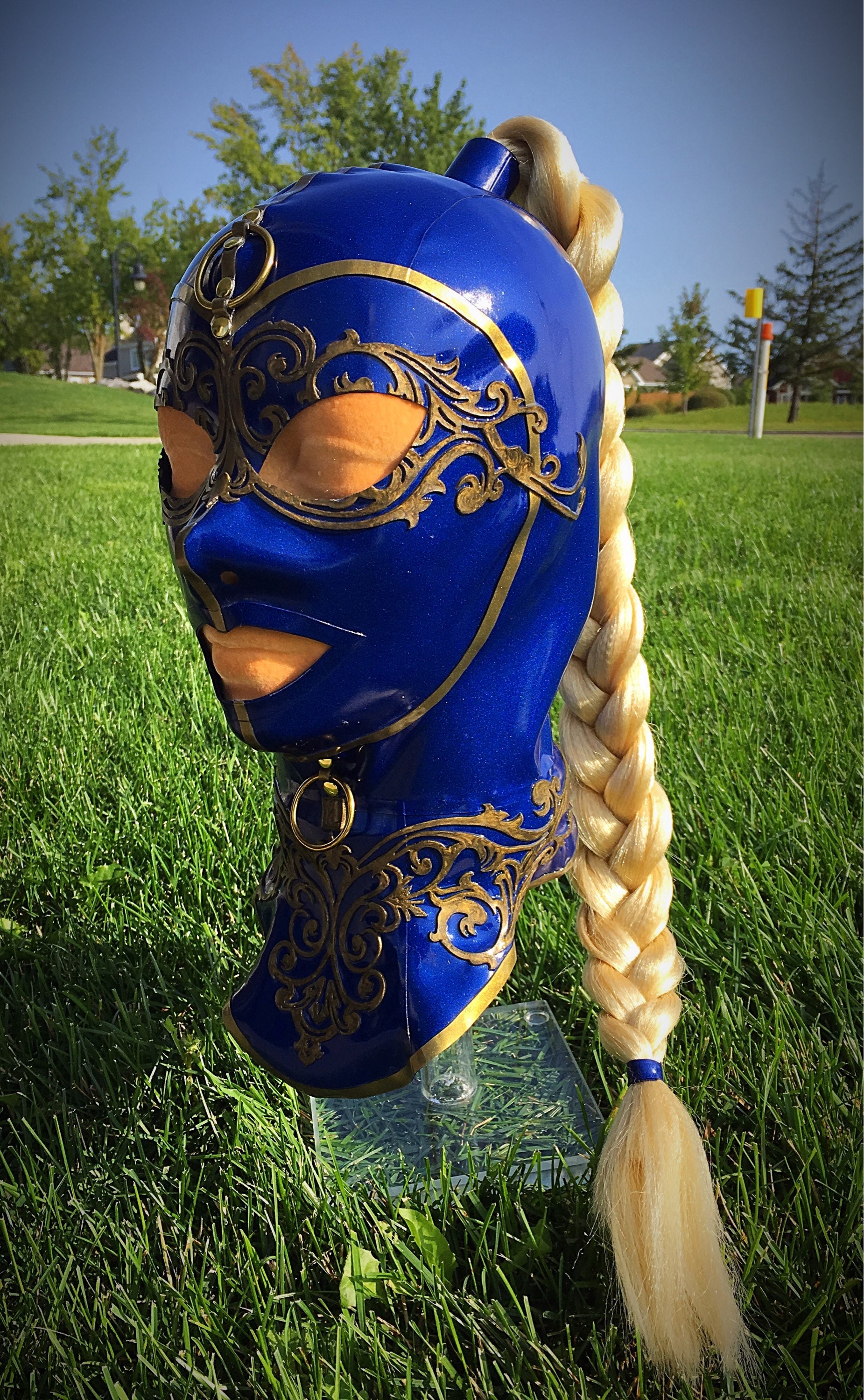 The Dutchess Latex Hood