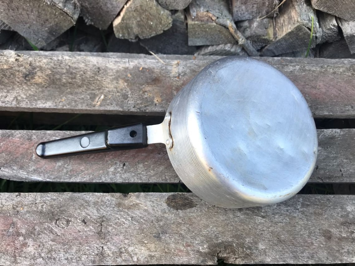 Vintage Little Frying Pan and Saute Pan, Old Pan, Vintage Kitchen Decor ...