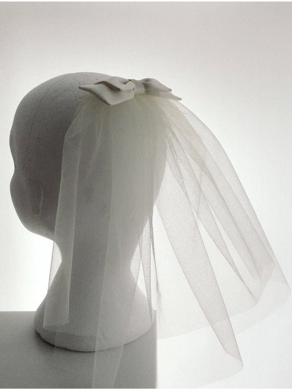 Simple Short Length Tiered Veil Vintage Style Ivory Tulle - Etsy