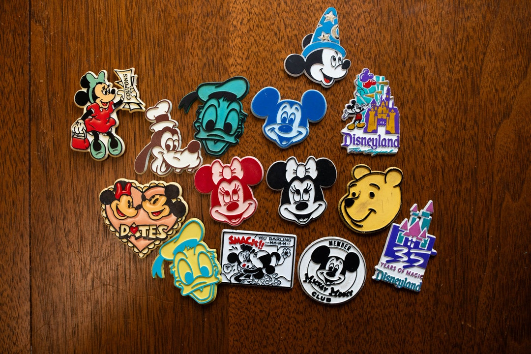 Vintage Walt Disney Magnets Lot Go 14 Disneyland Disneyworld Walt ...