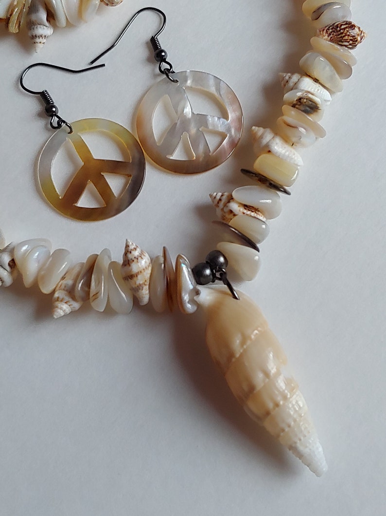 Gold Lip Shell and Nassa Shell With Japanese Shell Focal - Etsy