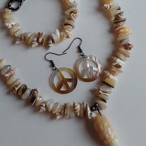 Gold Lip Shell and Nassa Shell With Japanese Shell Focal - Etsy