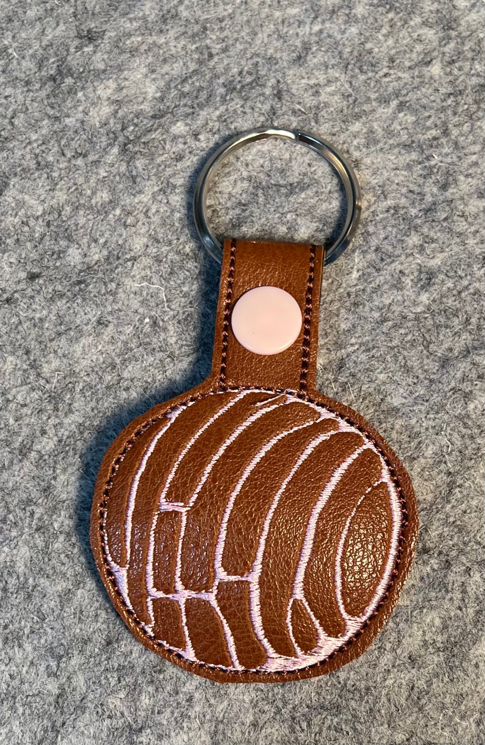 Concha Key Chain Pan Mexicano Key Fob - Etsy