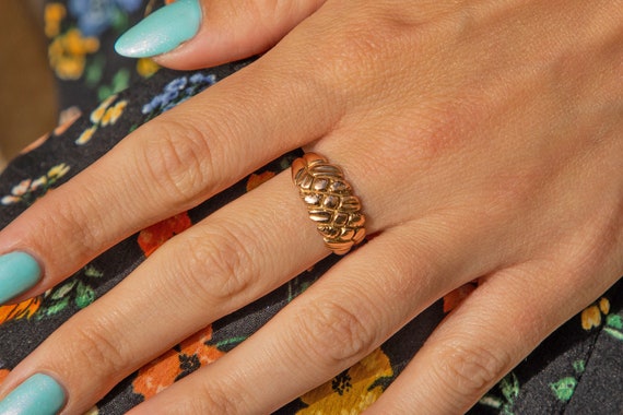 9ct Gold Chunky Embossed Ring - Gem