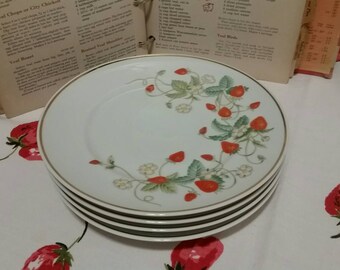 Strawberry plates | Etsy
