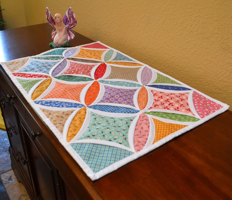Cathedral Windows Table Topper/runner - Etsy