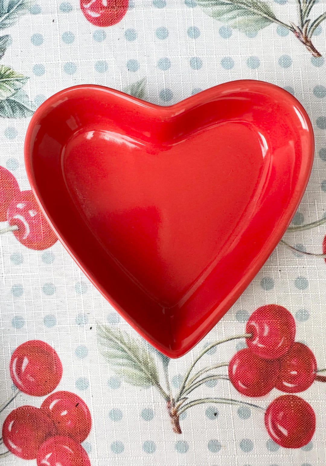 Red Heart Plate - Etsy