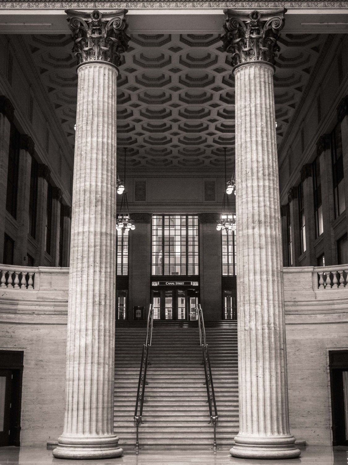 Chicago Photography, Chicago Union Station, Street Photography, Black ...