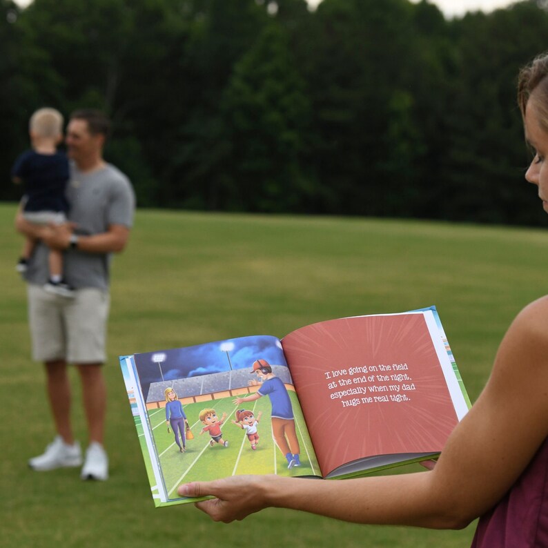 Football Children's Book for Football Coach's Kid Coaching Family Gift ...