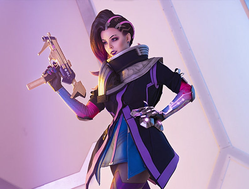 Hacker Girl Cosplay Print | Etsy