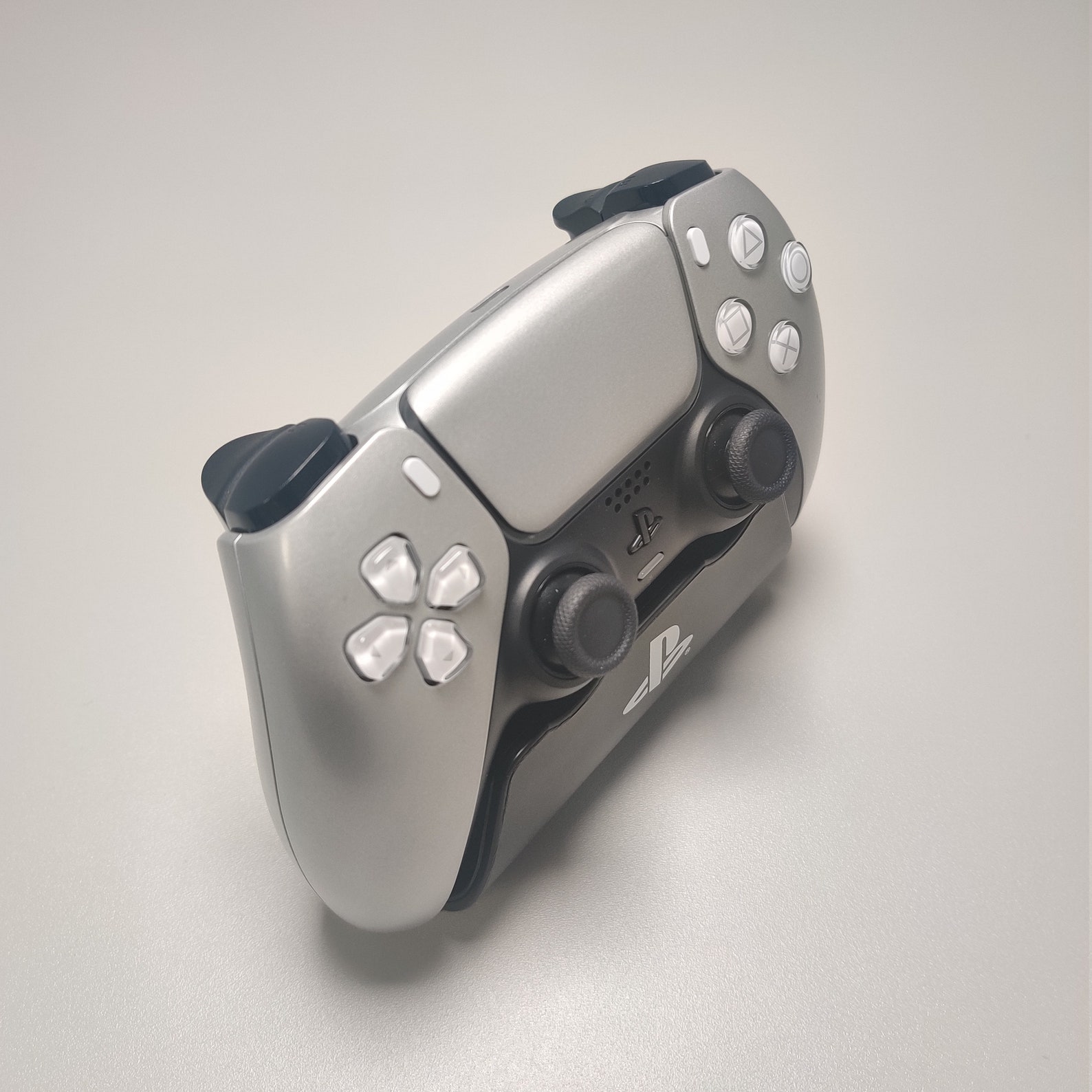 Metallic Silver PS5 Custom Dualsense Controller | Etsy