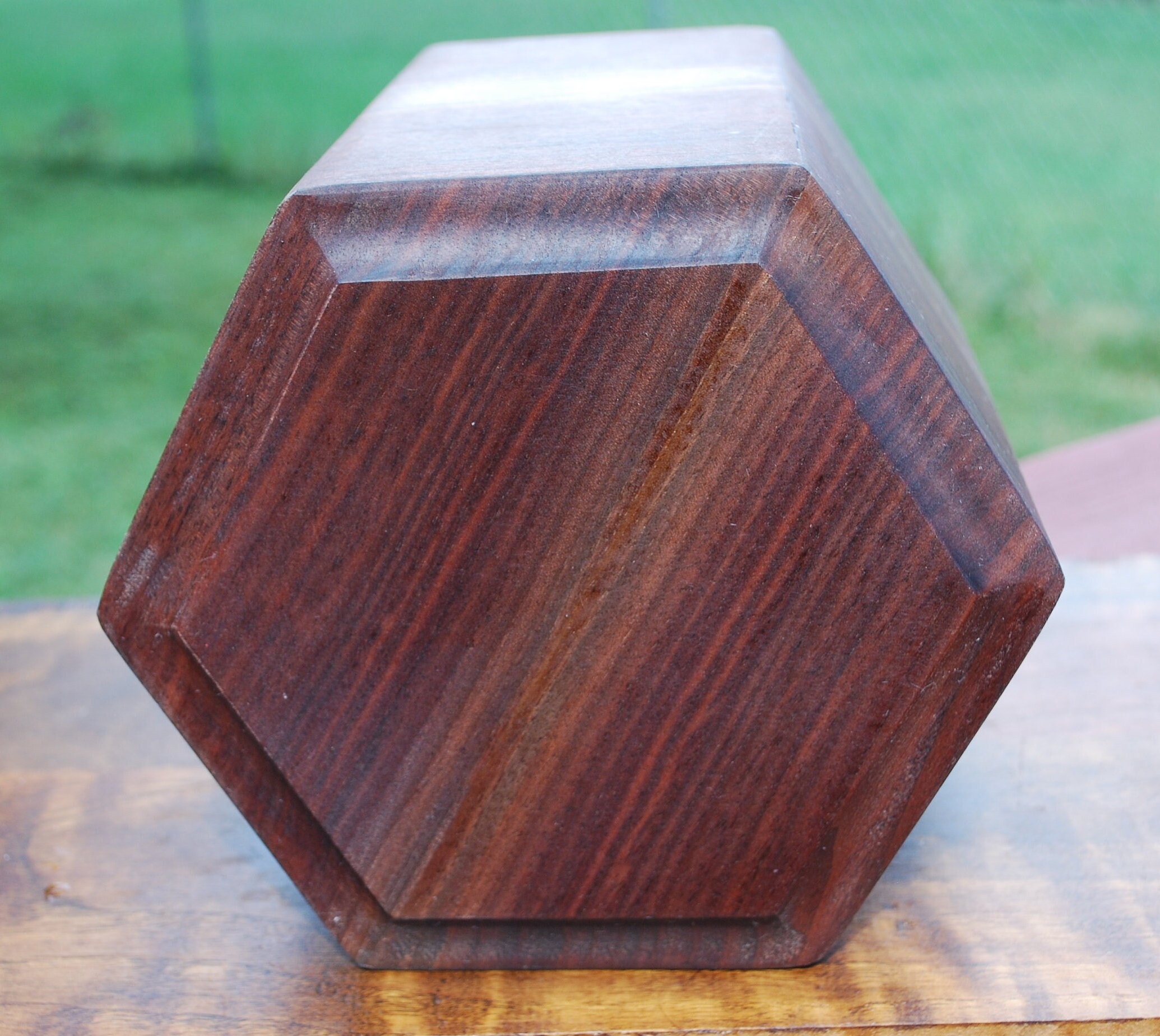 Adult (up to 270 Pounds) Hexagon Urn-bottom Loading-handcrafted From ...