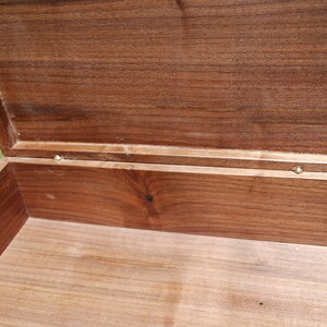 CUSTOM BUILD Order-keepsake Box(midsize)-walnut With Maple Corner ...