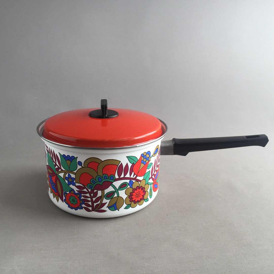 1970s Pot/ Saucepan With Lid - Etsy UK