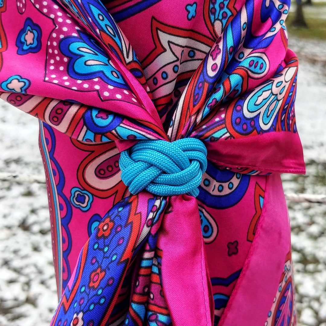 Paracord Wild Rag Slide MULTIPLE COLORS! - Etsy