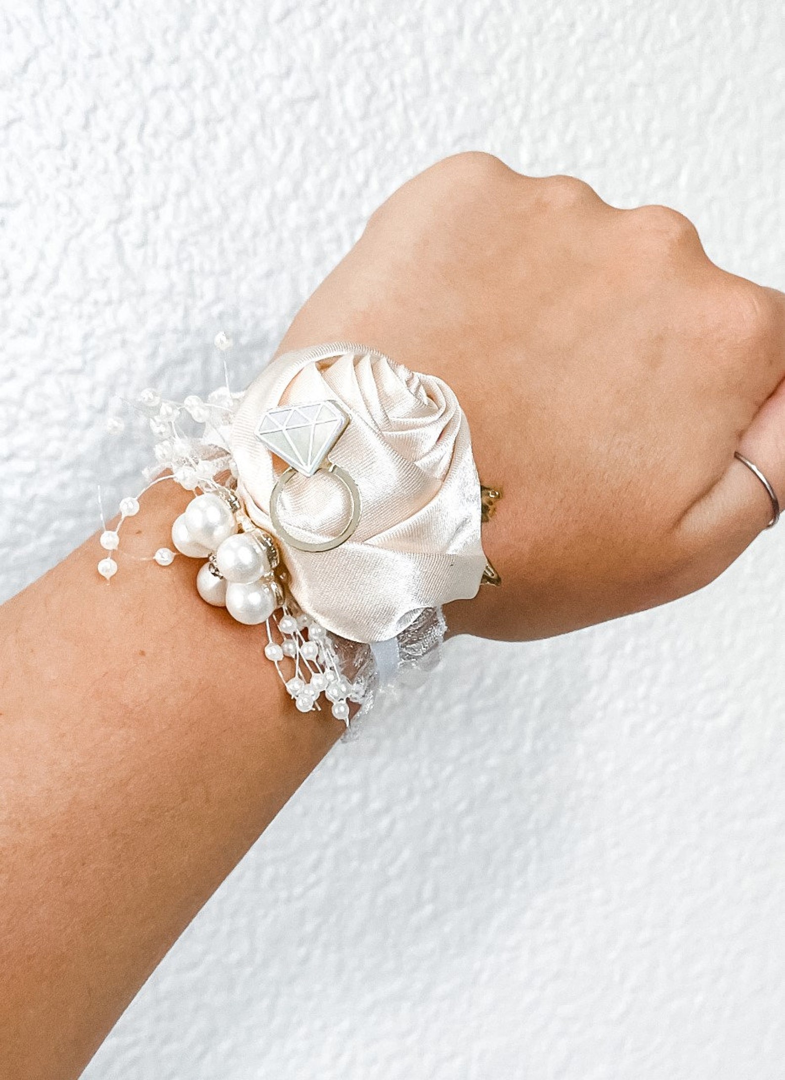 Bride to Be Pin Bridal Shower Pin Bride Pin for Bridal - Etsy