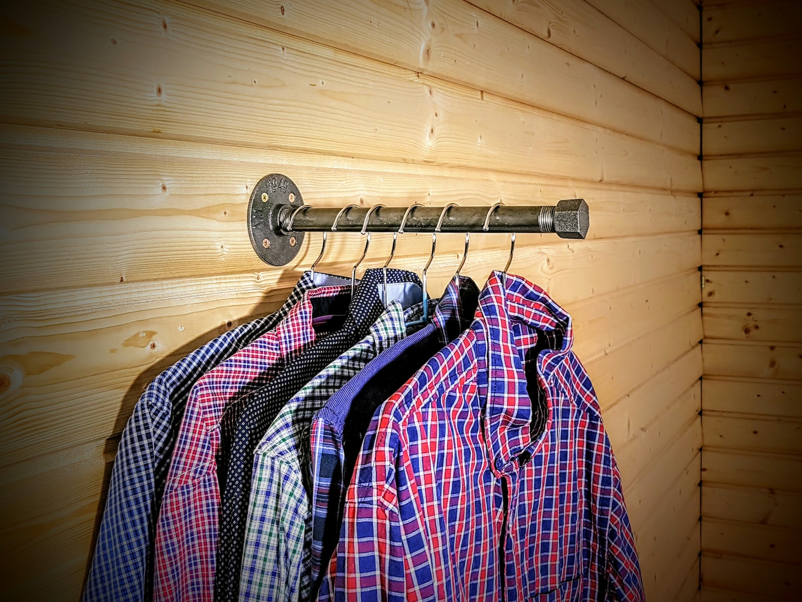 Boutique Display, Retail Display, Faceout, Purse Rack, Store Fixture ...
