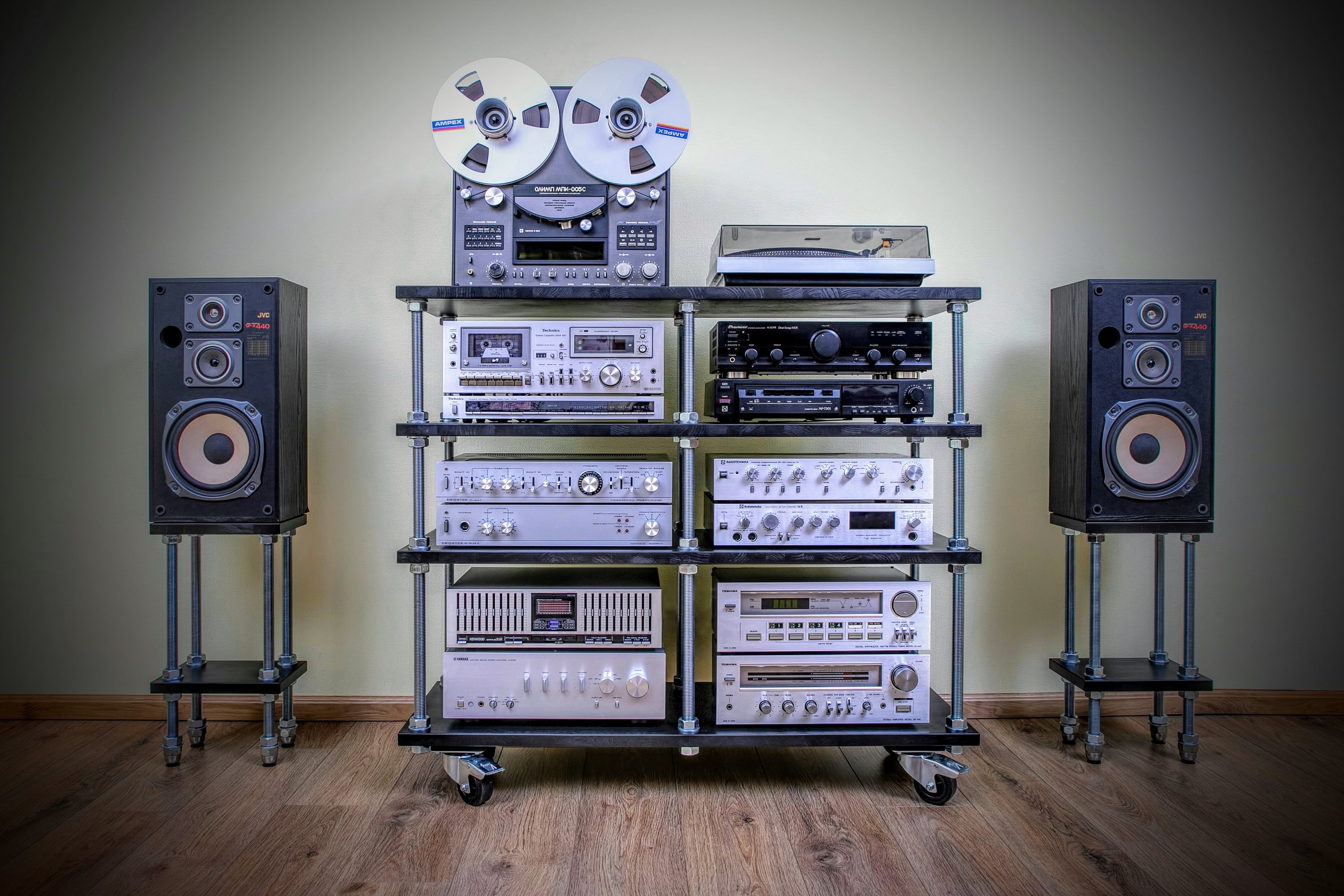 Double Width Audio Rack / Record Player Stand / Stereo Cabinet With ...