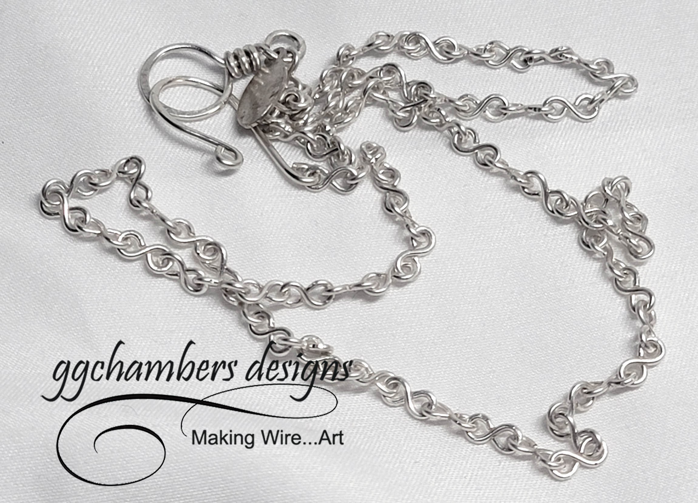 Handmade chains jewelry store