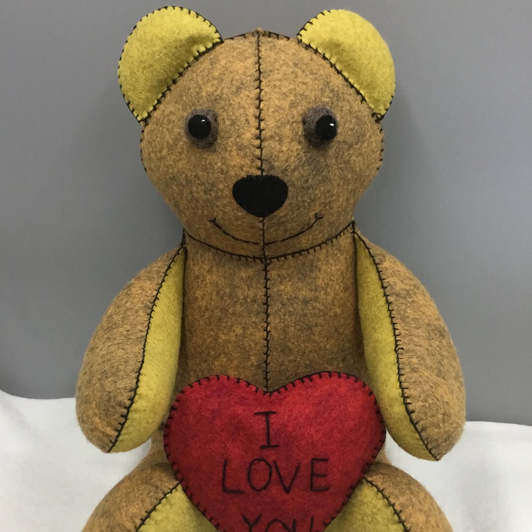 Beaming Bear PDF Pattern - Etsy