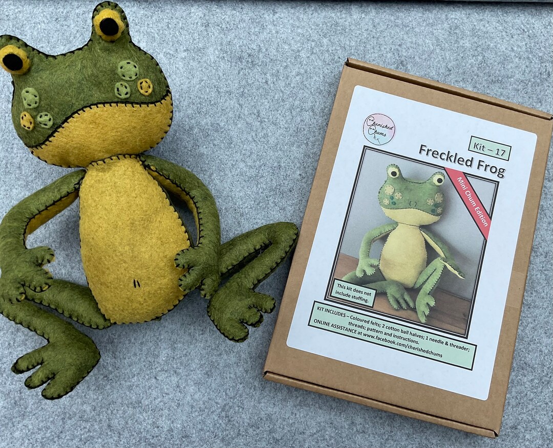 The Mini Freckled Frog Felt Kit, Hand Stitch Kit, Felt Animals, Frog ...