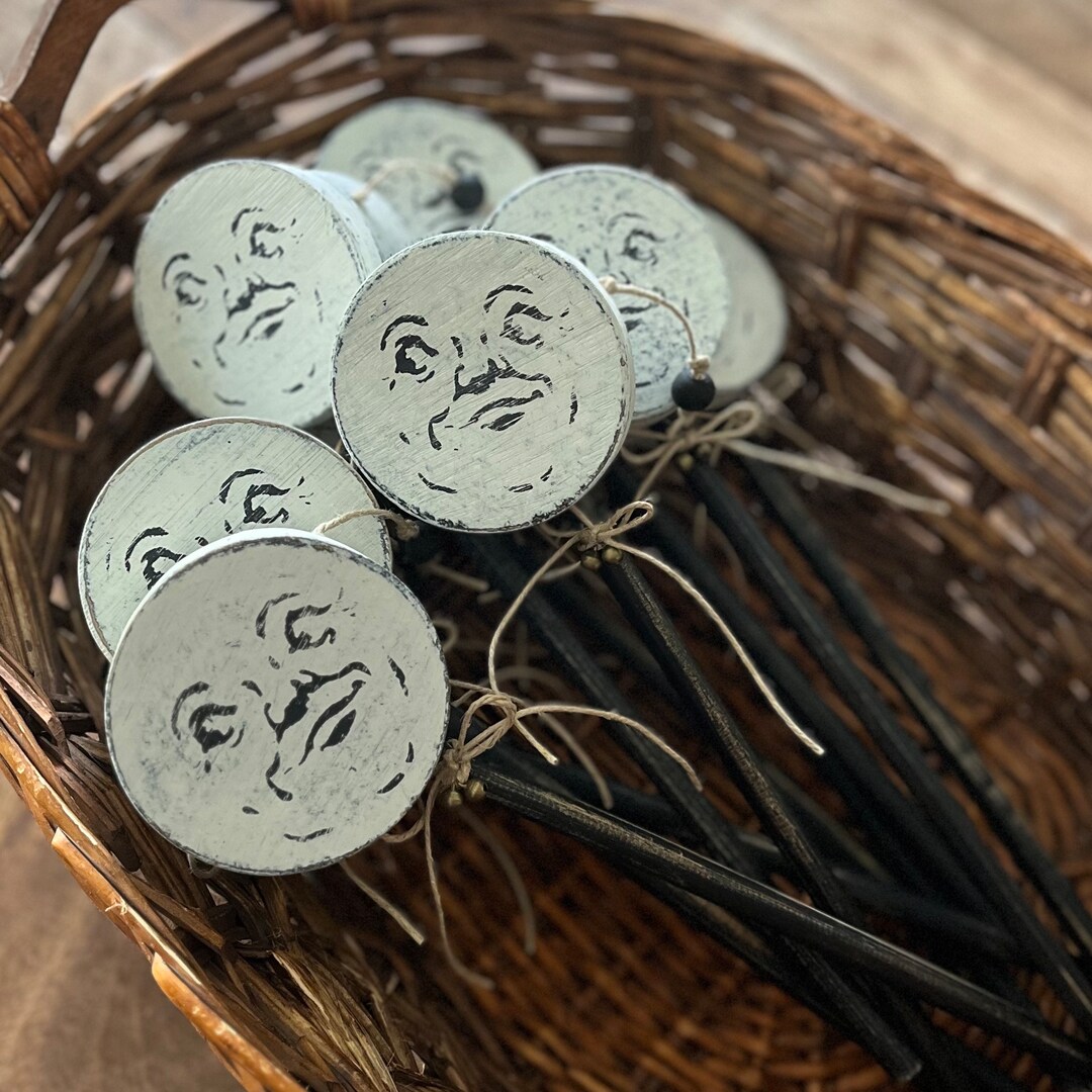 12” Man in the Moon - Spinning Hand Drum / Party Noisemaker: Hand ...