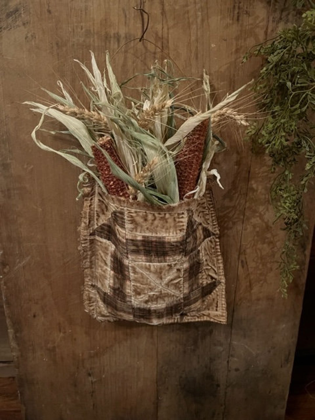 Primitive Old Quilt Ditty Bag Grubby Homestead Peg Hanger Early Look ...
