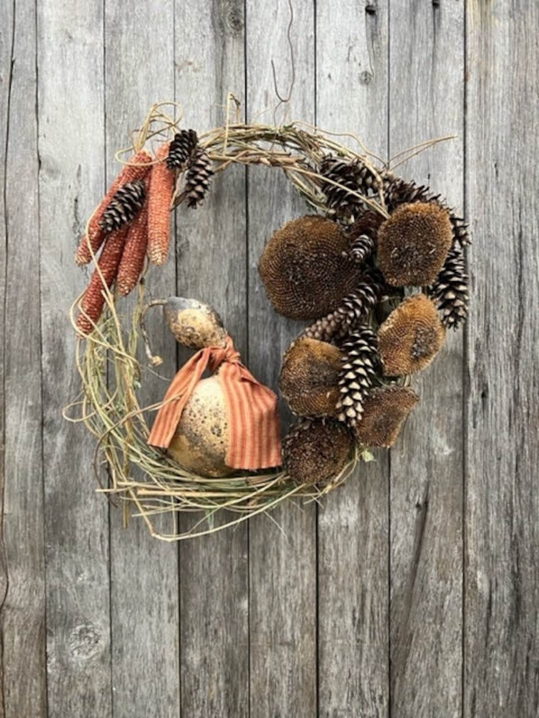 Primitive Christmas Wreath Dried Gourd Sunflowers Early Look Homestead ...