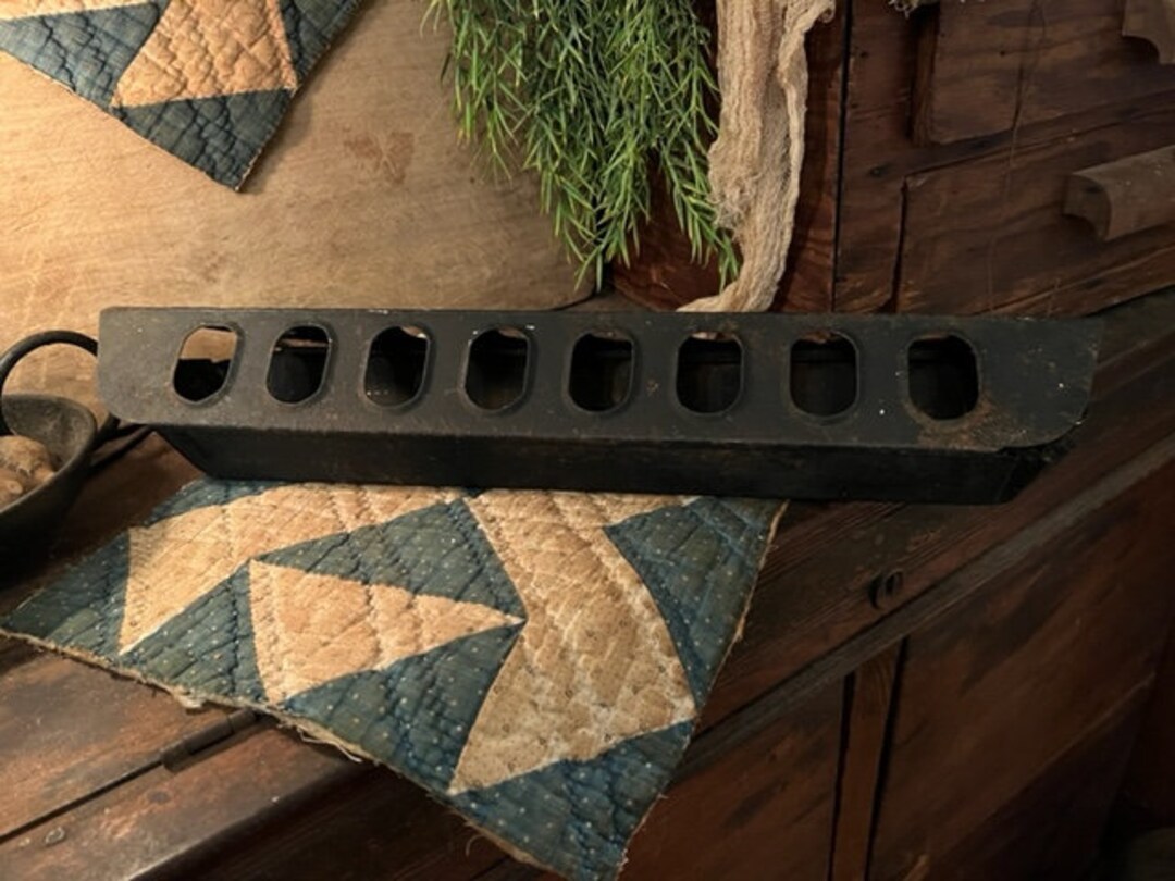 Old Primitive Chicken Feeder Great Black RUSTY Metal Patina Antique ...