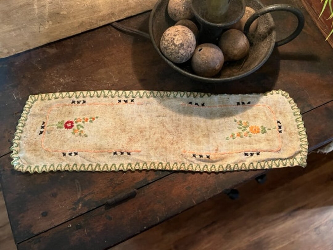 Primitive Old GRUBBY Doily Candle Mat Country Homestead Bowl Filler #D5 ...