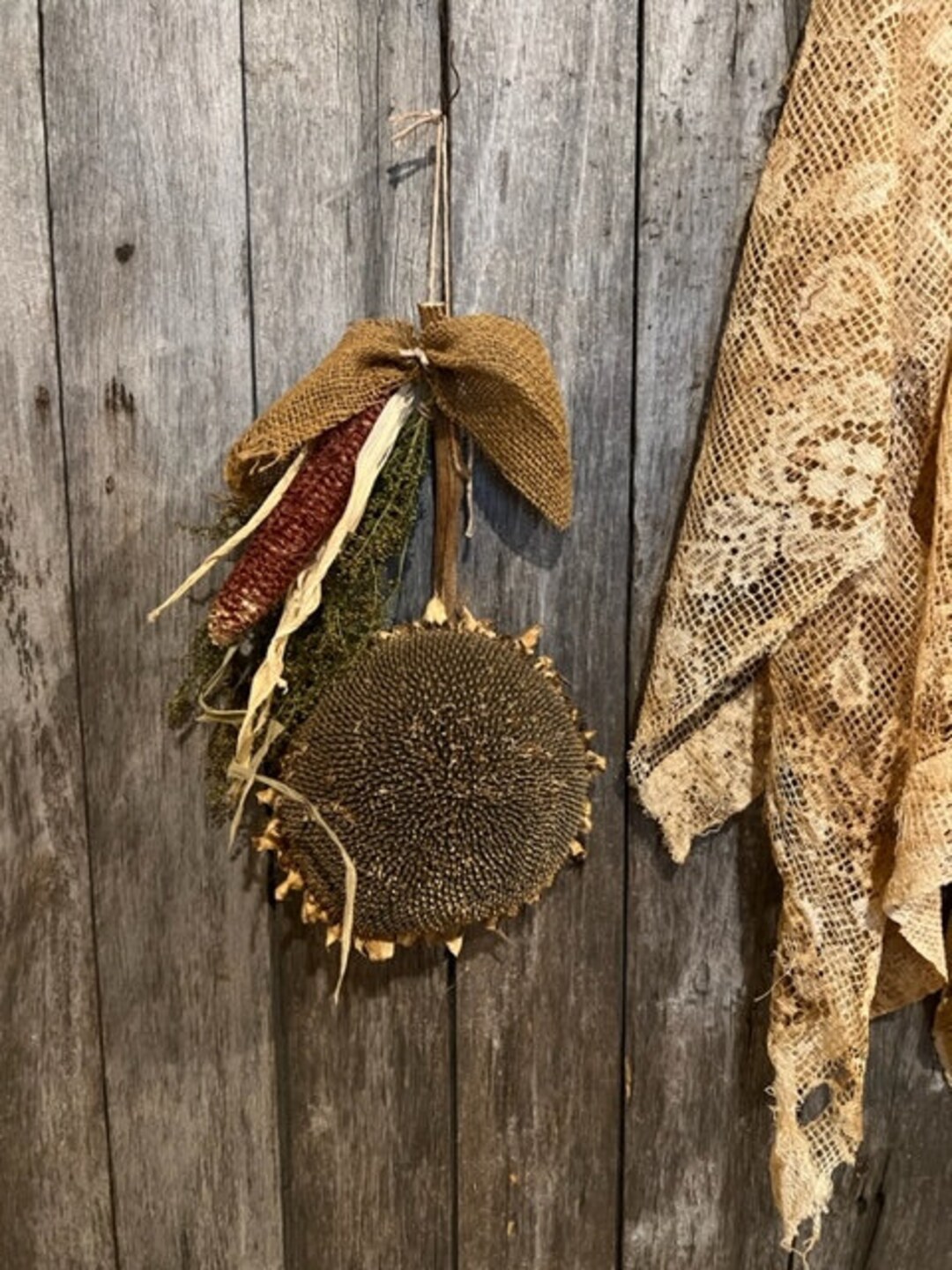 Primitive Dried Sunflower Corn Cobs Dried Sweet Annie Early Look Peg ...