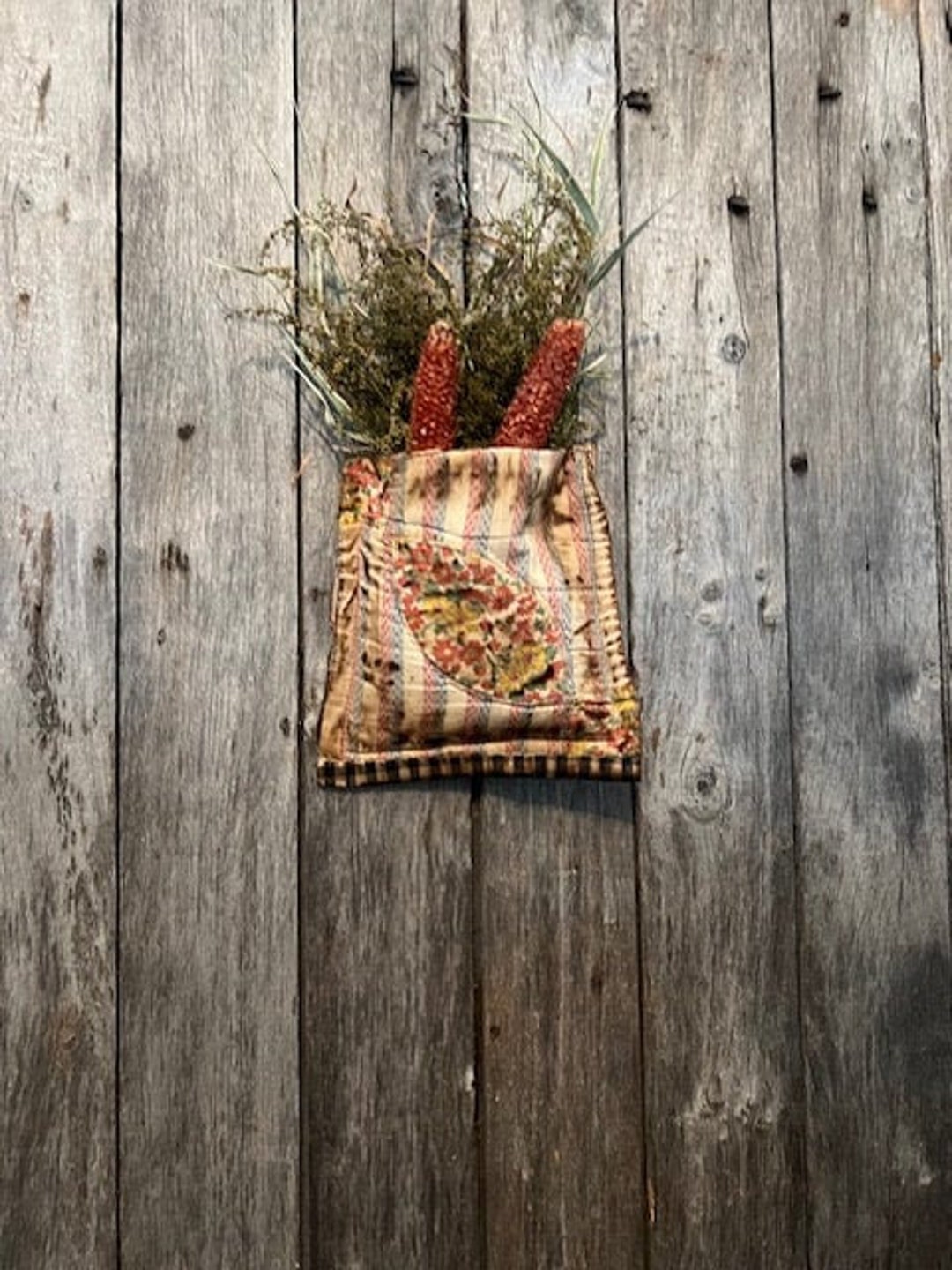 Primitive Old Quilt Ditty Bag Grubby Homestead Peg Hanger Early Look ...