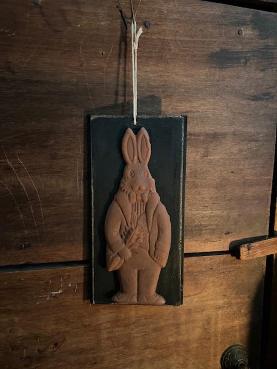 Primitive Easter Bunny Rabbit Grubby Peg Hanger Homestead Blackened Wax ...