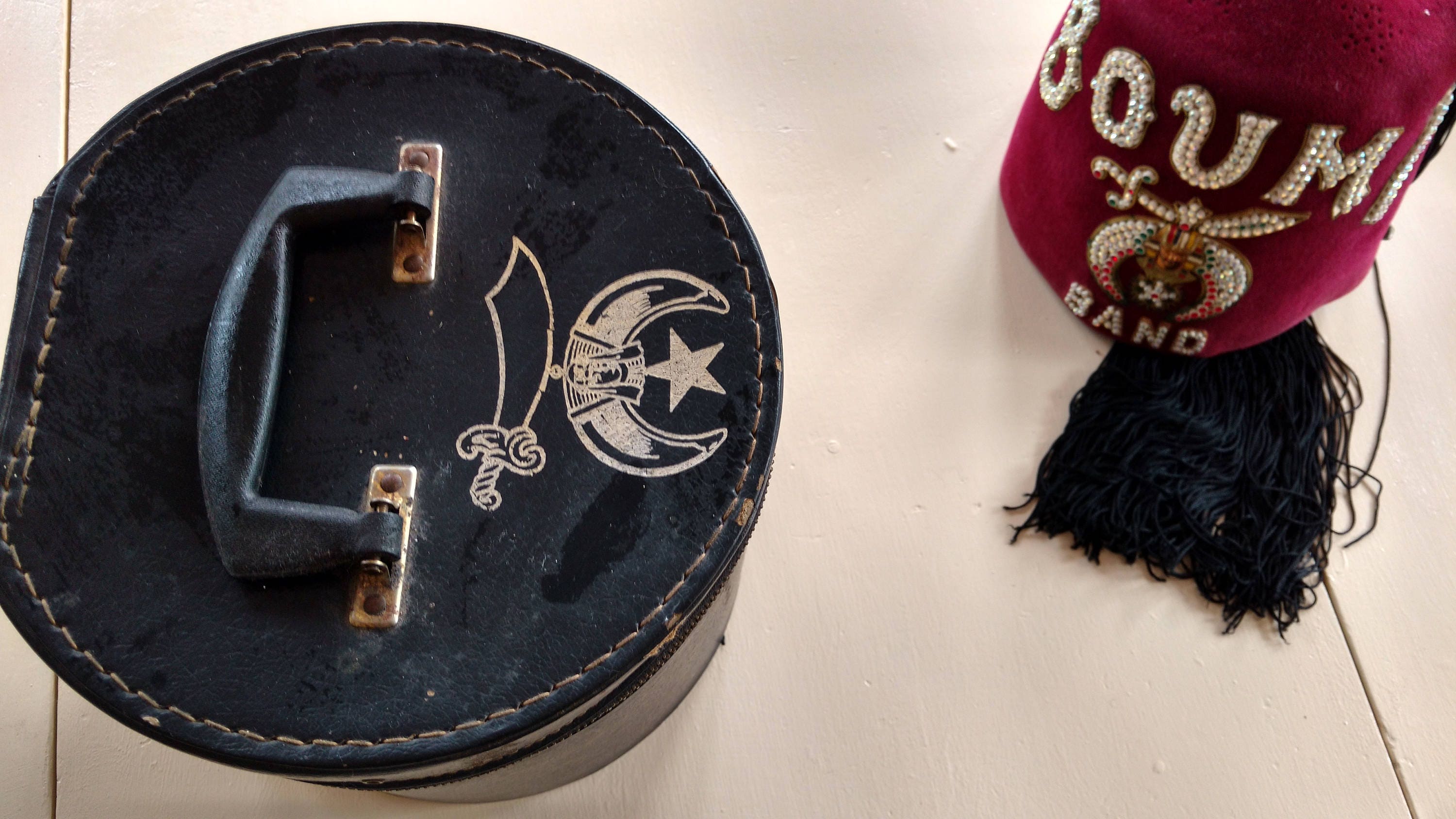 Bejeweled Boumi 1960s Vintage Fez and Case - Etsy