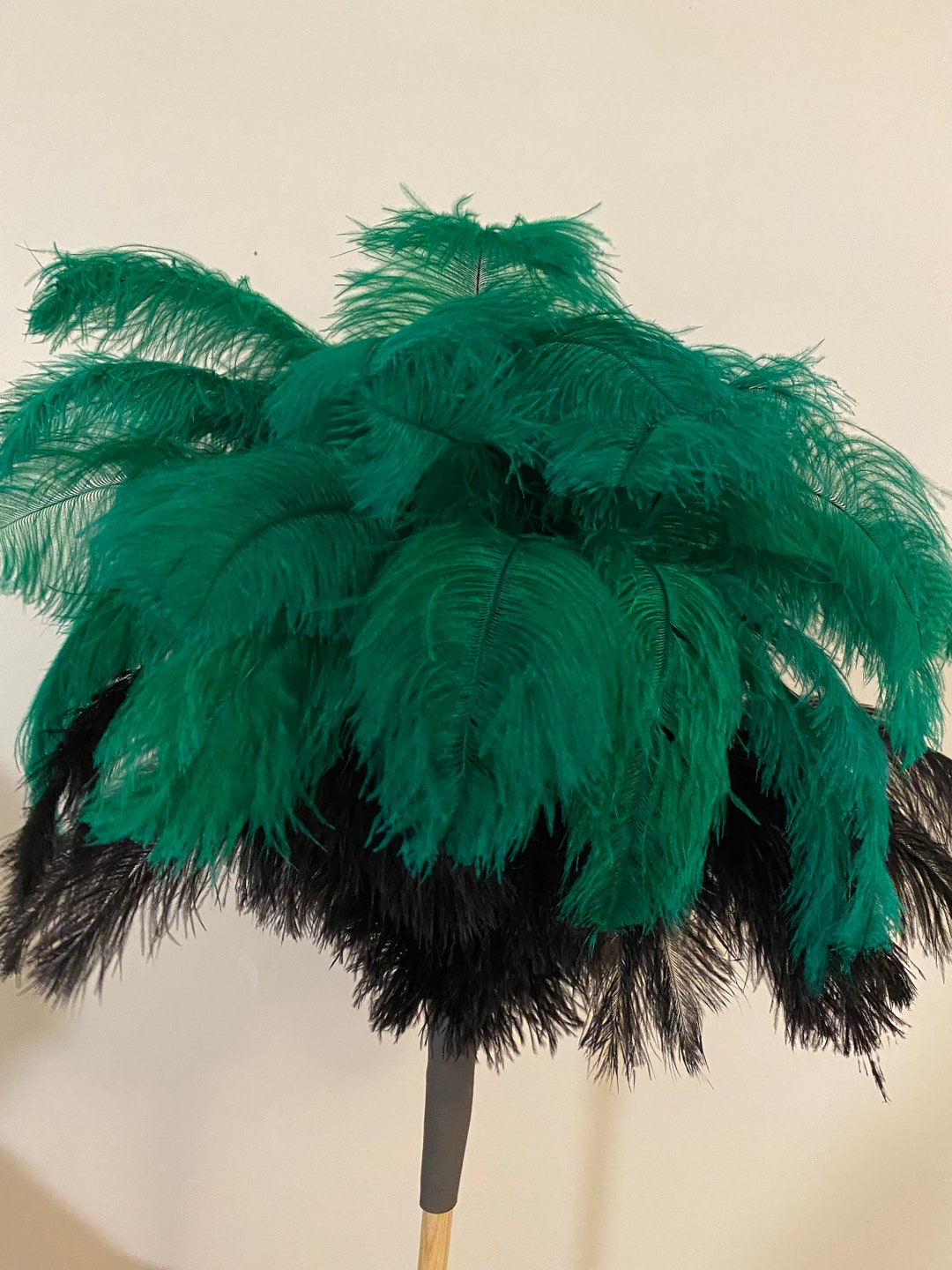 First-grade Ostrich Feather Display Duster- in 2 Colours - Range of ...