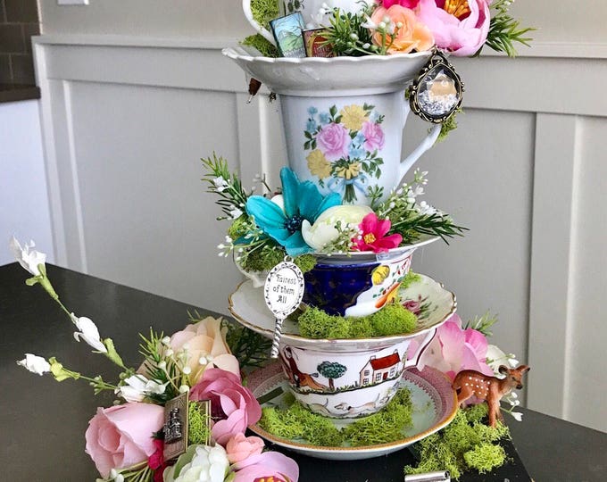 Alice in Wonderland/fairytale on Books Boho Tea Party Centerpiece, Boho ...