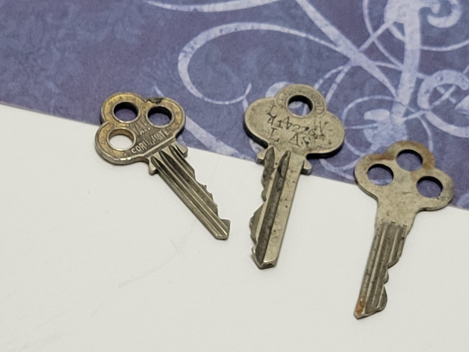 Vintage Ornate Keys Yale & Towne Lockwood Lot of 3 - Etsy