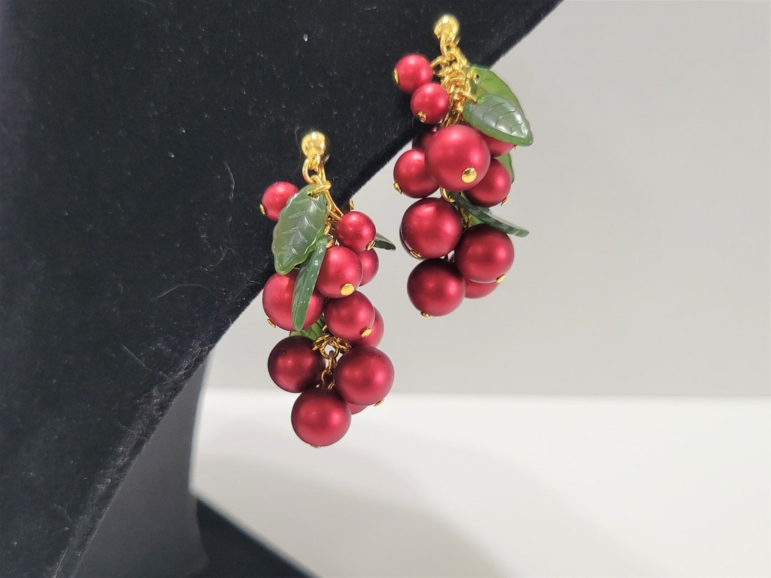 Vintage Cherry Dangling Berry Cluster Earrings With Lucite Leaves Clip ...