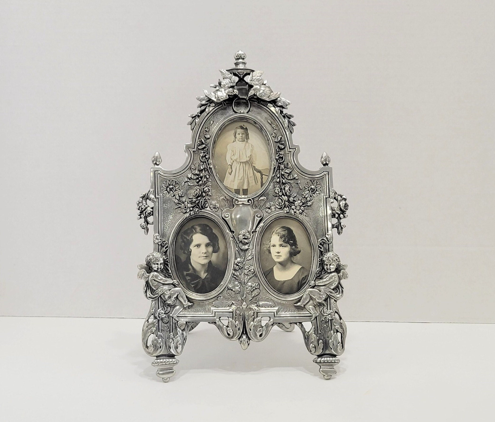 Vintage Standing Pewter Picture Frame for 3 Oval Photos