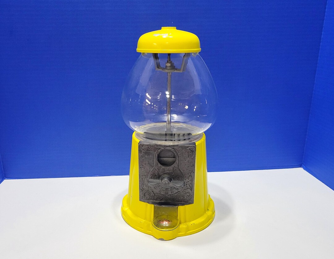 Vintage Carousel Yellow Gumball Machine - Etsy