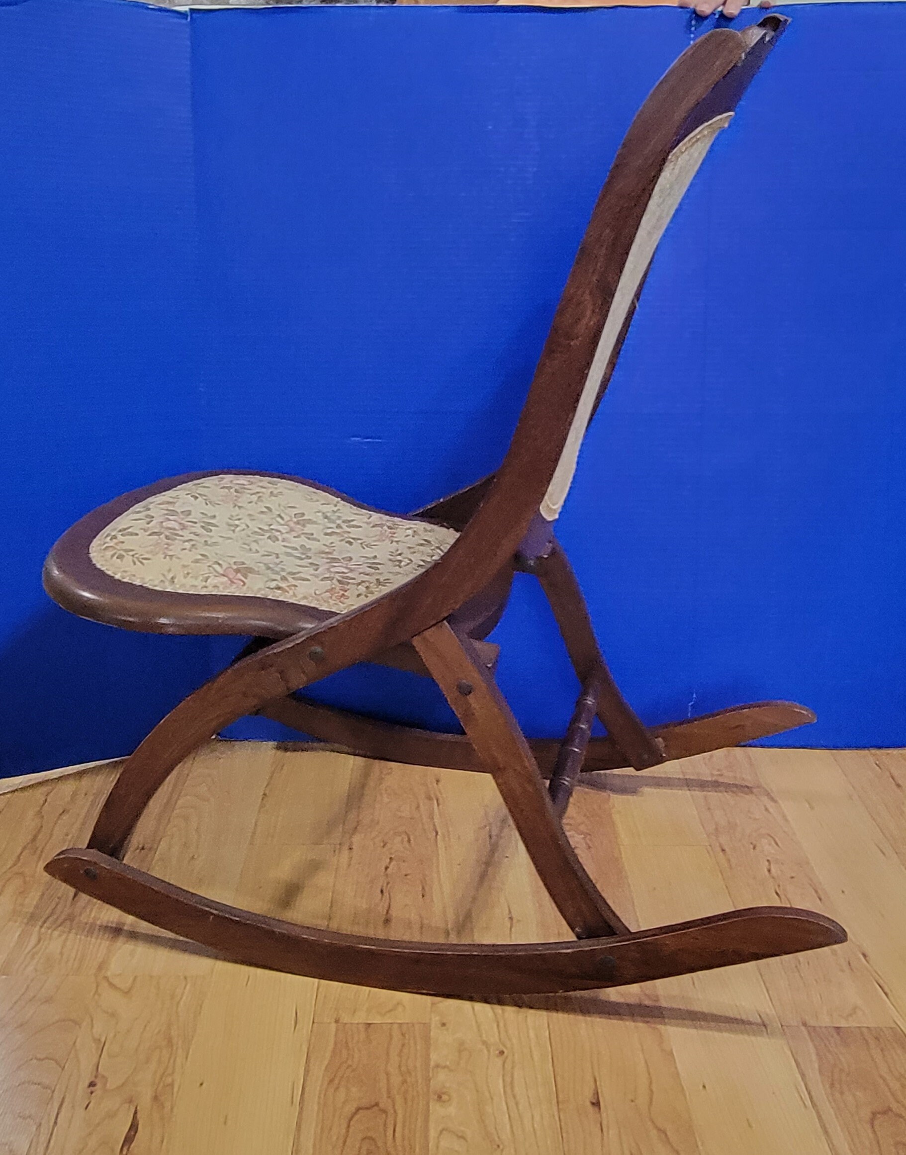 Vintage Wood Folding Rocking Chair Floral Tapestry