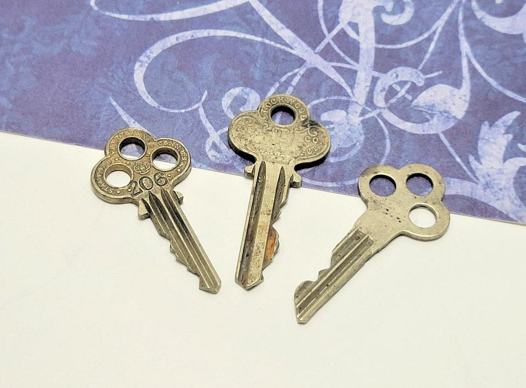 Vintage Ornate Keys Yale & Towne Lockwood Lot of 3 - Etsy