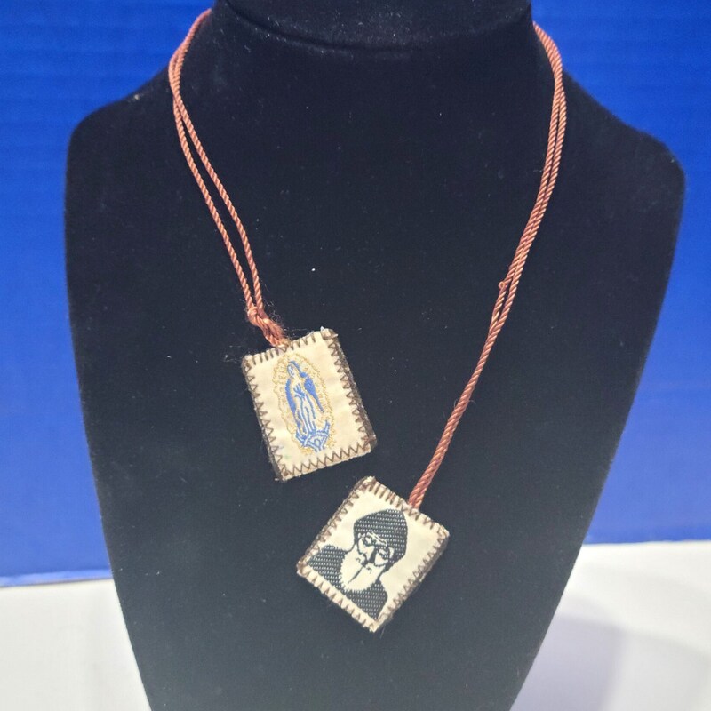 Catholic Scapular - Etsy