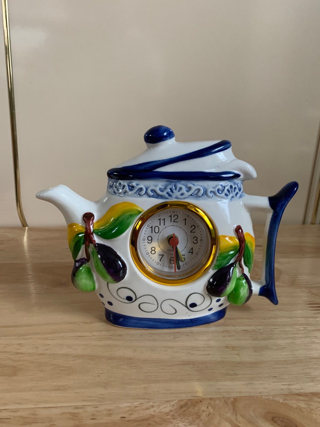 Vintage Ceramic Teapot Shape*battery Operated Alarm Clock* Uses One AA ...
