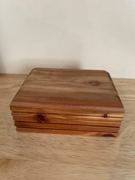 CAROWINDS* Wooden Ribbed Sides* Multi-Use Box* With I… - Gem