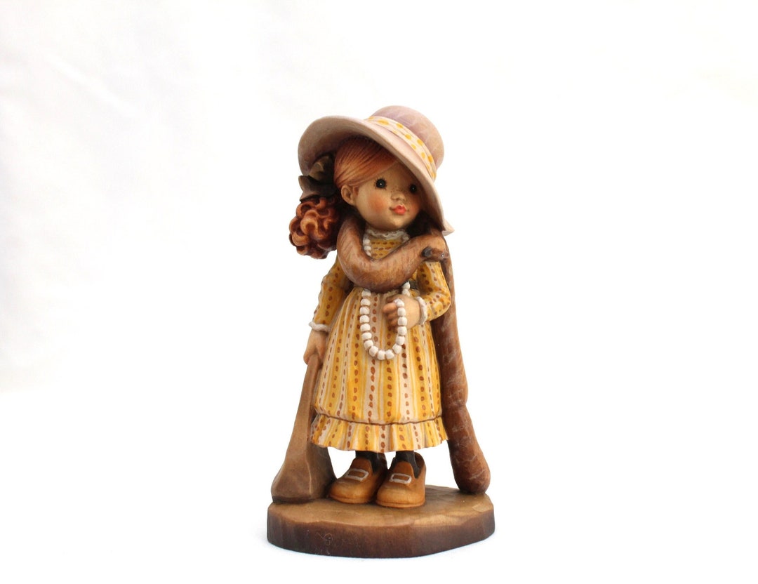 Excellent 6" Scale ANRI Sarah Kay Wood Carving 'dress Up' | Hand Carved ...