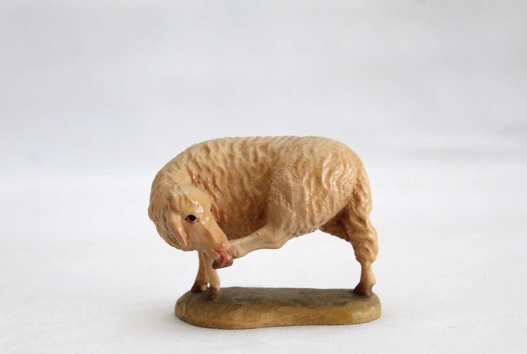 Excellent 8" Scale ANRI Ulrich Bernardi Wood Carved Sheep | Stable ...