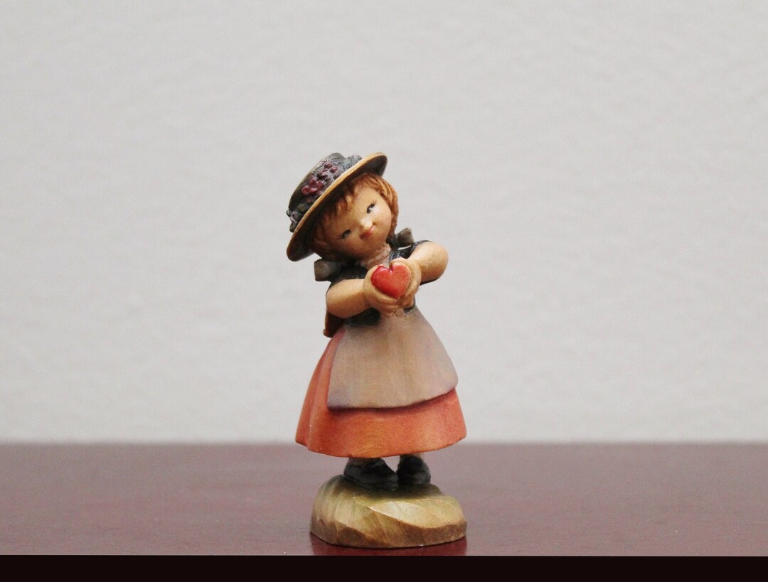 Excellent 3" ANRI Juan Ferrandiz Hand Carved Wood 'the Gift' Figurine ...